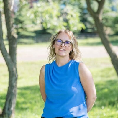 Meet Our Professional Team | Momentum Walk-In Counselling Edmonton